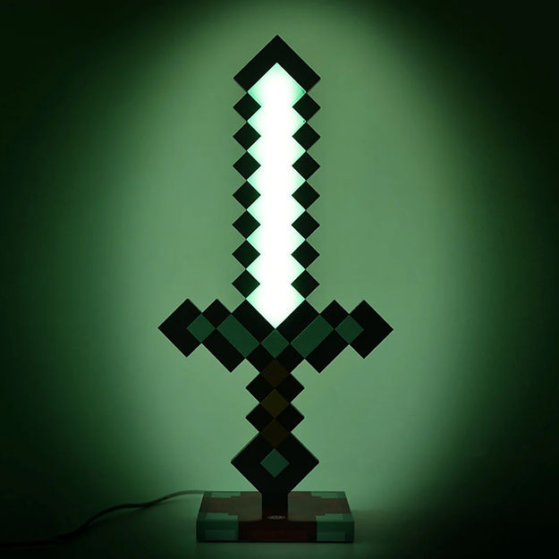 Diamond Sword – Sleek Mood